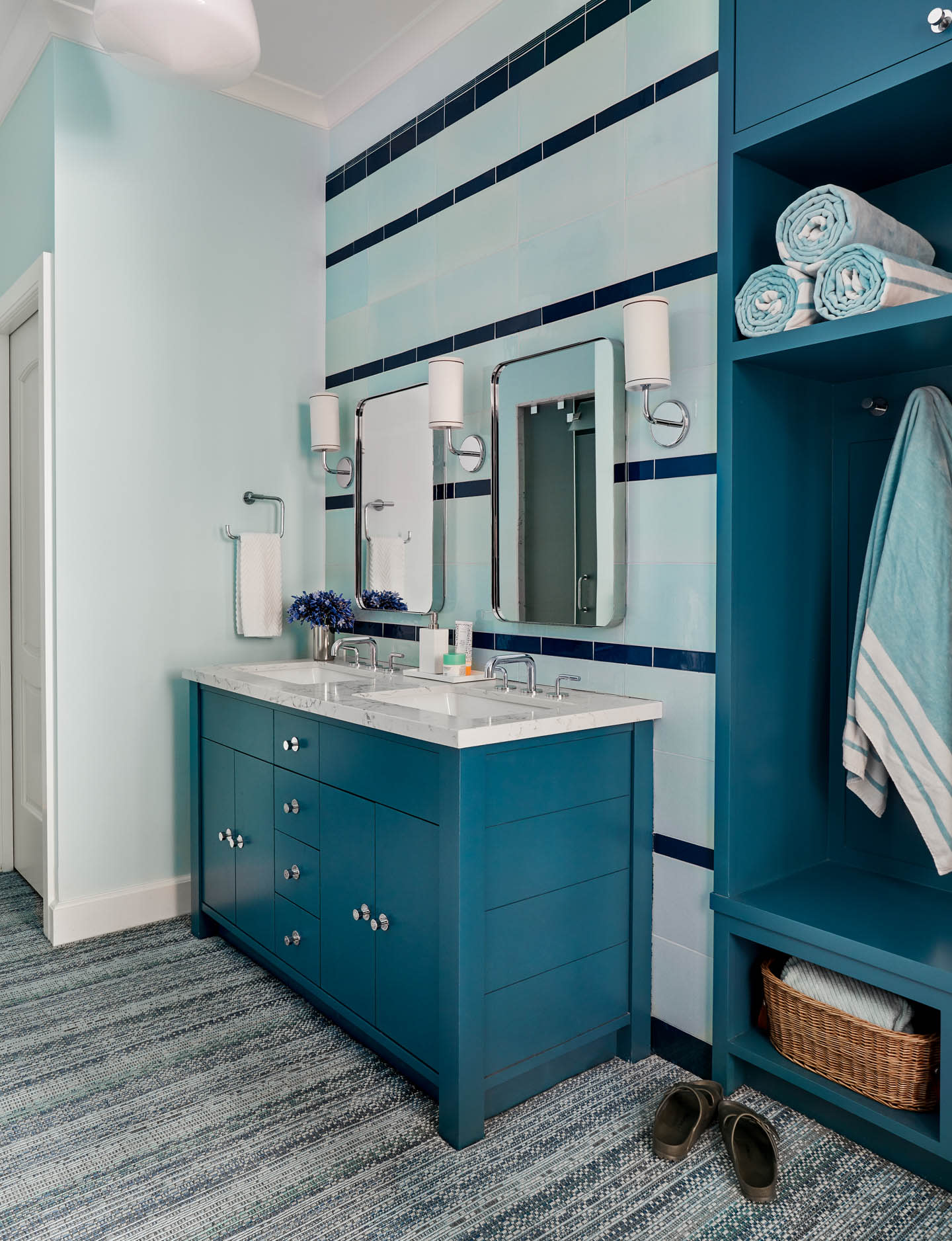 10 Bathroom Colors And Tips From Designers | Luxe Interiors + Design