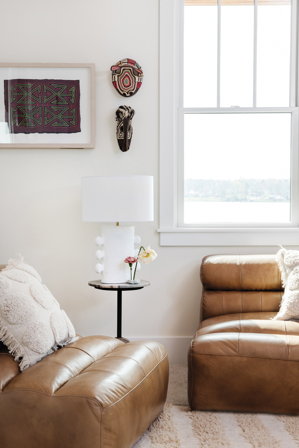 Tour This North Carolina Lake Home Layered In Sophistication | Luxe ...