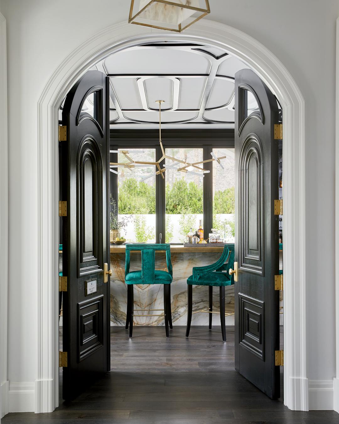 Infusing A Bit Of Whimsy Into A Paris-Inspired Arizona Abode | Luxe ...