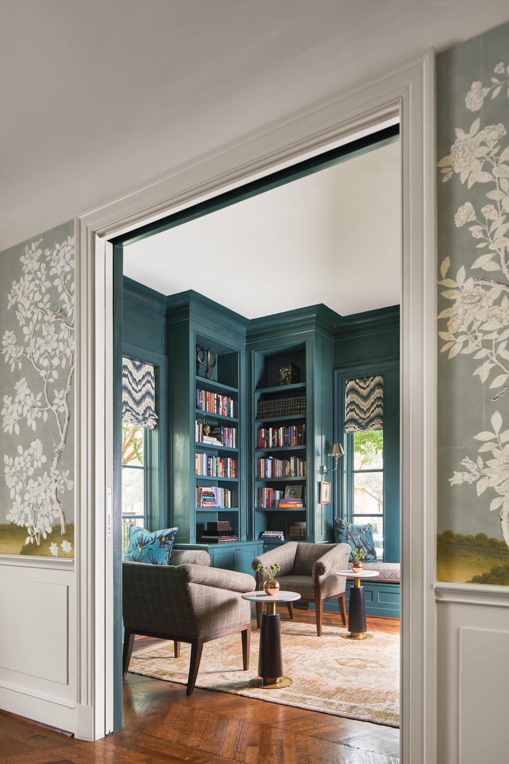 Inside An Enchanting Dallas Home With Elegant Architecture | Luxe ...
