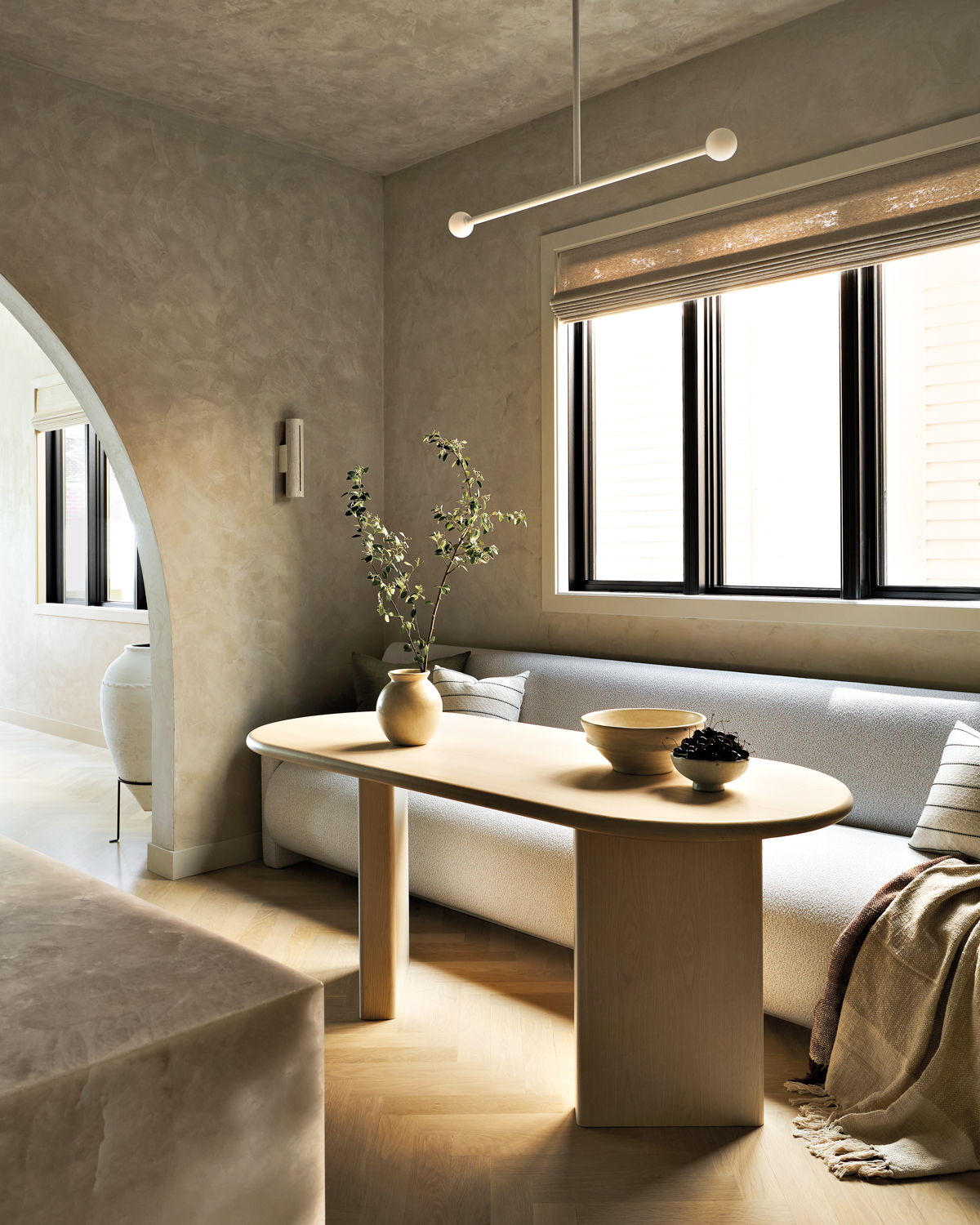 Discover This Minimalist Earthy Haven In The Heart Of Chicago | Luxe ...