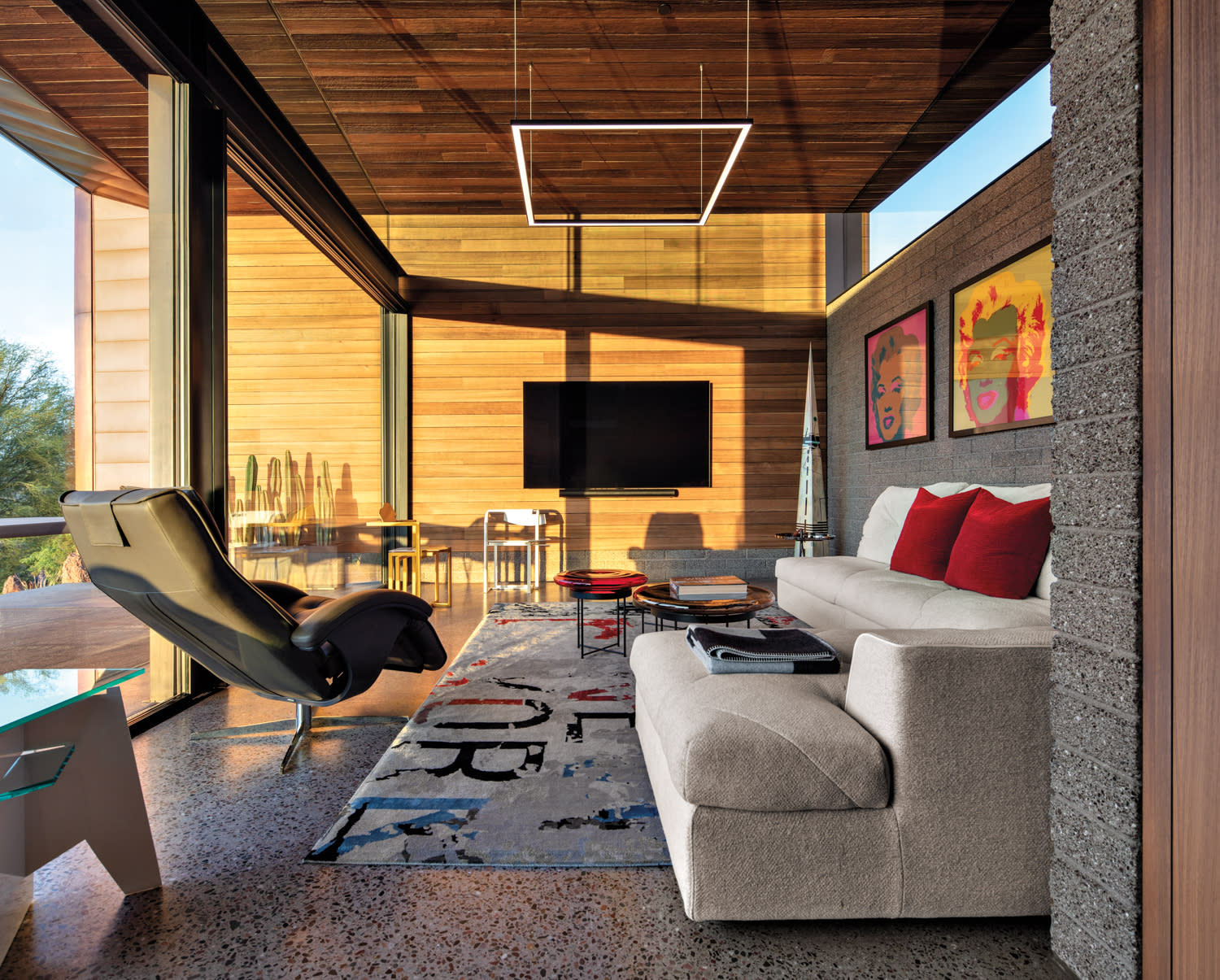 Enjoy The Views In This Arizona Home Floating Above The Landscape ...