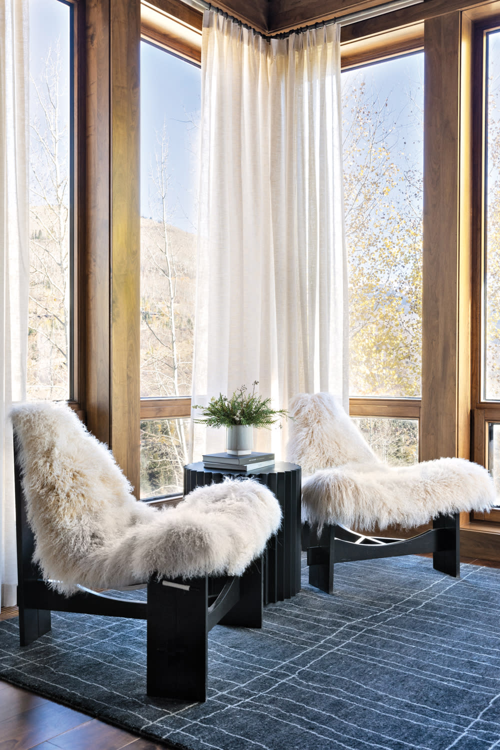Inside A Revamped Colorado Snow Retreat With Cozy Flair | Luxe ...