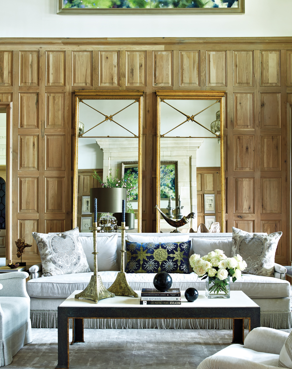 Inside A Traditional Alabama Lake Home Modeled For Memories | Luxe ...