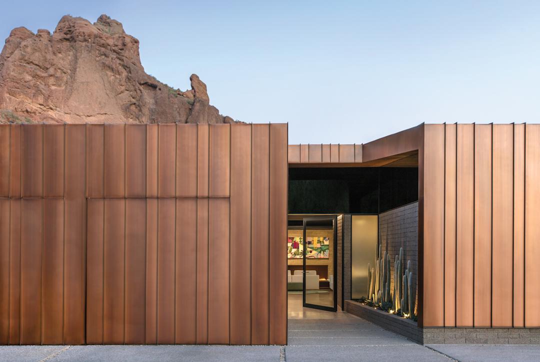 Enjoy The Views In This Arizona Home Floating Above The Landscape ...