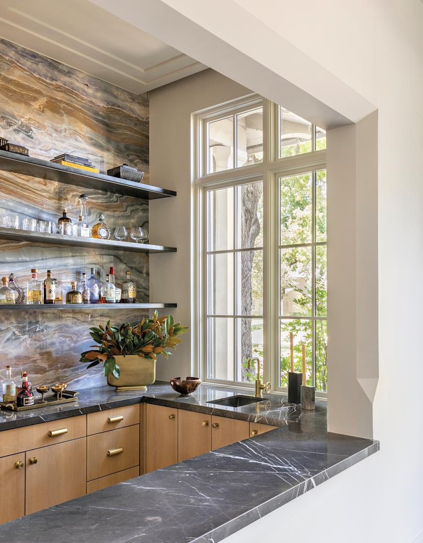Inside A Warm Dallas Family Home With Contemporary Details | Luxe ...