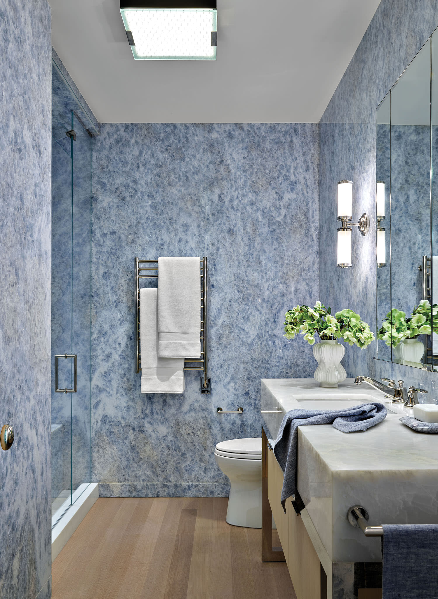 Inside A Modern Seattle Home Embracing A Colorful Palette | LUXE ...
