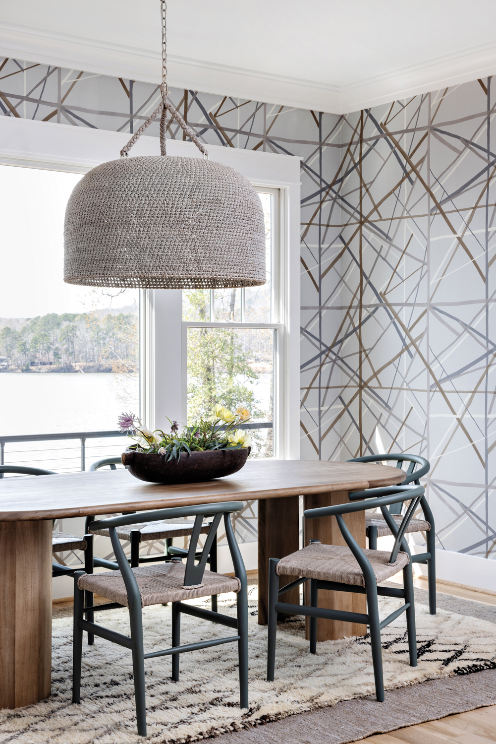 Tour This North Carolina Lake Home Layered In Sophistication | Luxe ...