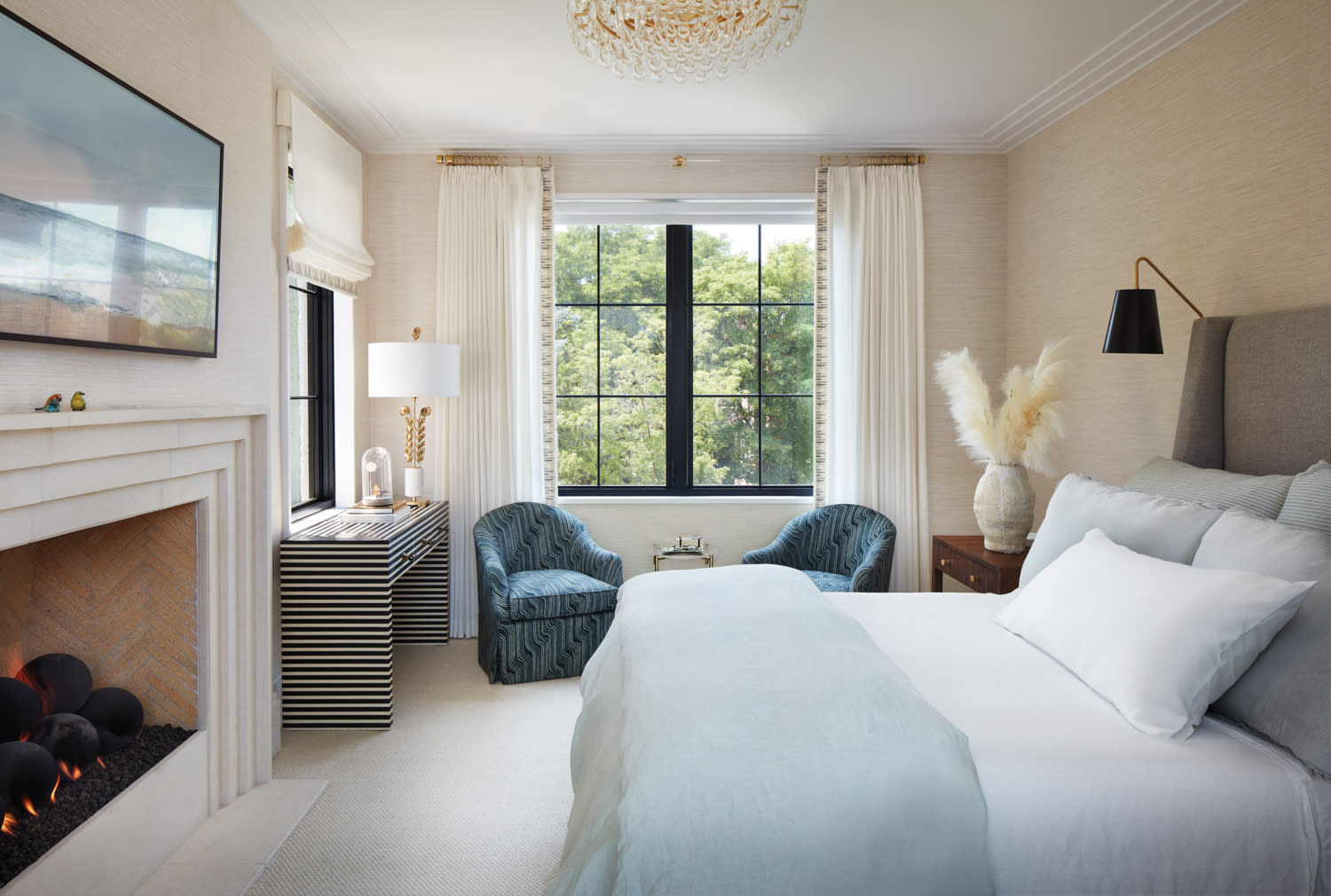 This Historic Chicago Home Receives A Fresh And Fun Update | Luxe ...