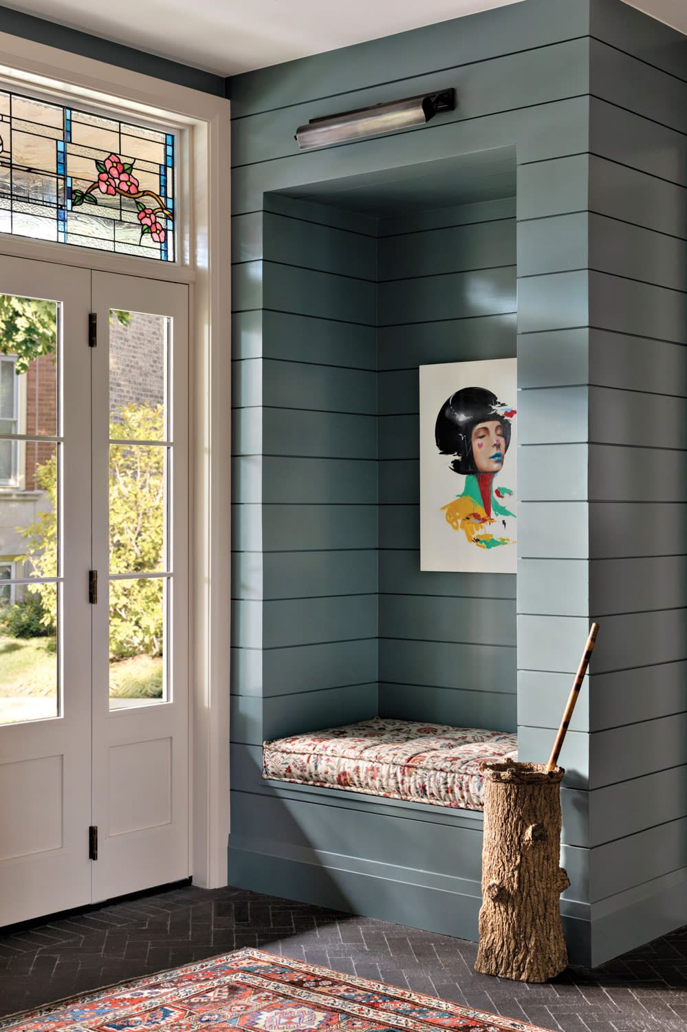 A Contemporary Chicago Home Emanates Cozy, Historic Charm | Luxe ...