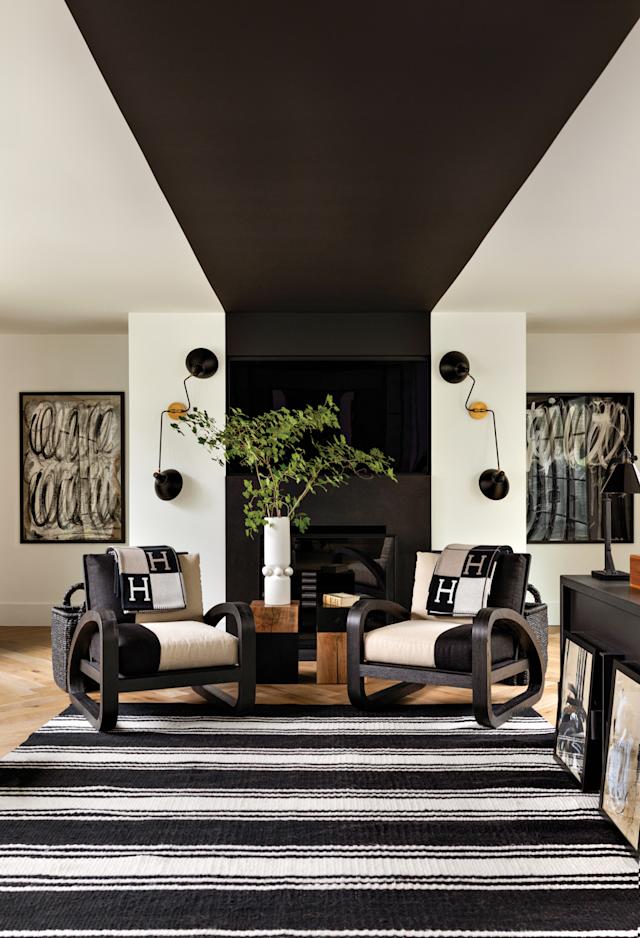 A Bold Renovation Reinvigorates This Landmark Chicago Home | Luxe ...