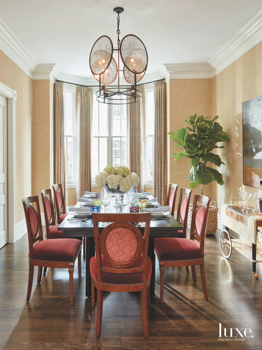 A Chicago Victorian Provides Creative Inspiration | Luxe Interiors + Design