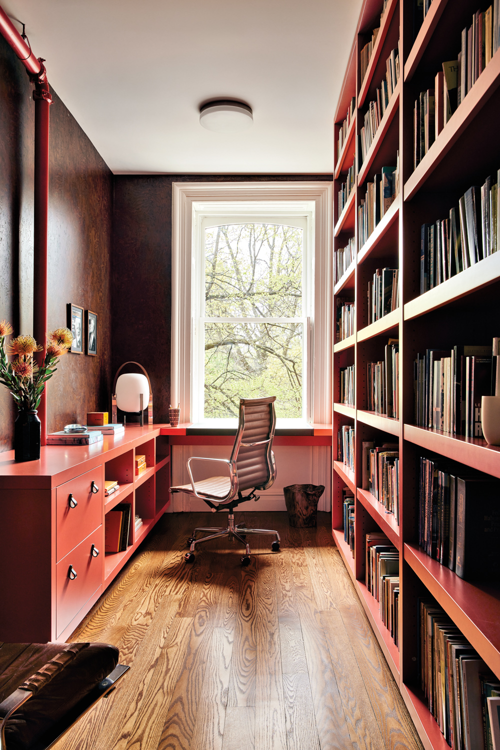 Tour A Historic Brooklyn Brownstone With Playful ‘70s Hues | Luxe ...