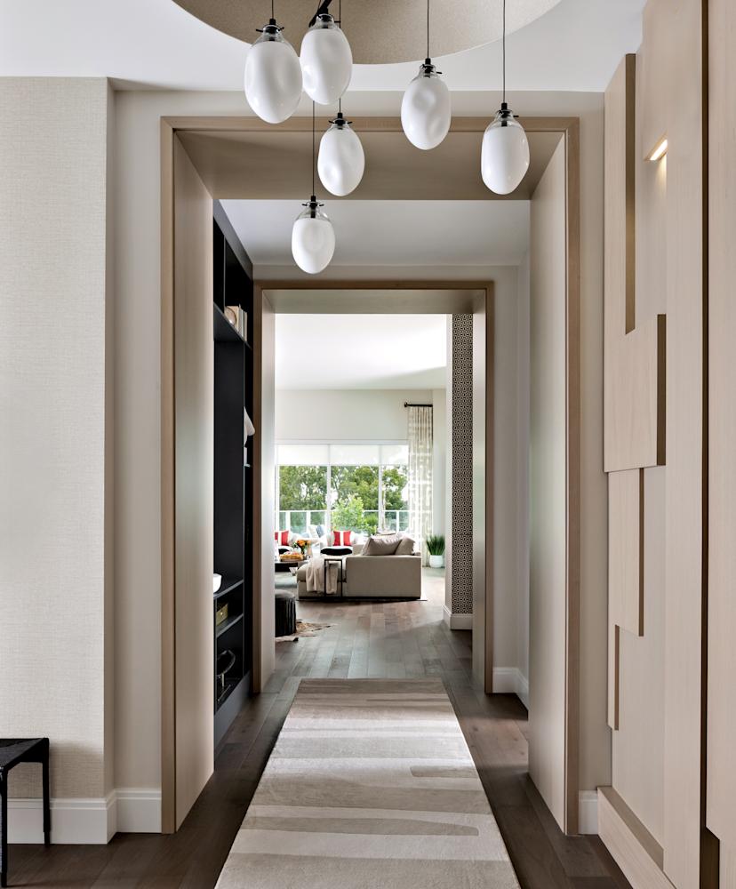 See A Sarasota Condo With Chic Surprises Around Every Corner | Luxe ...