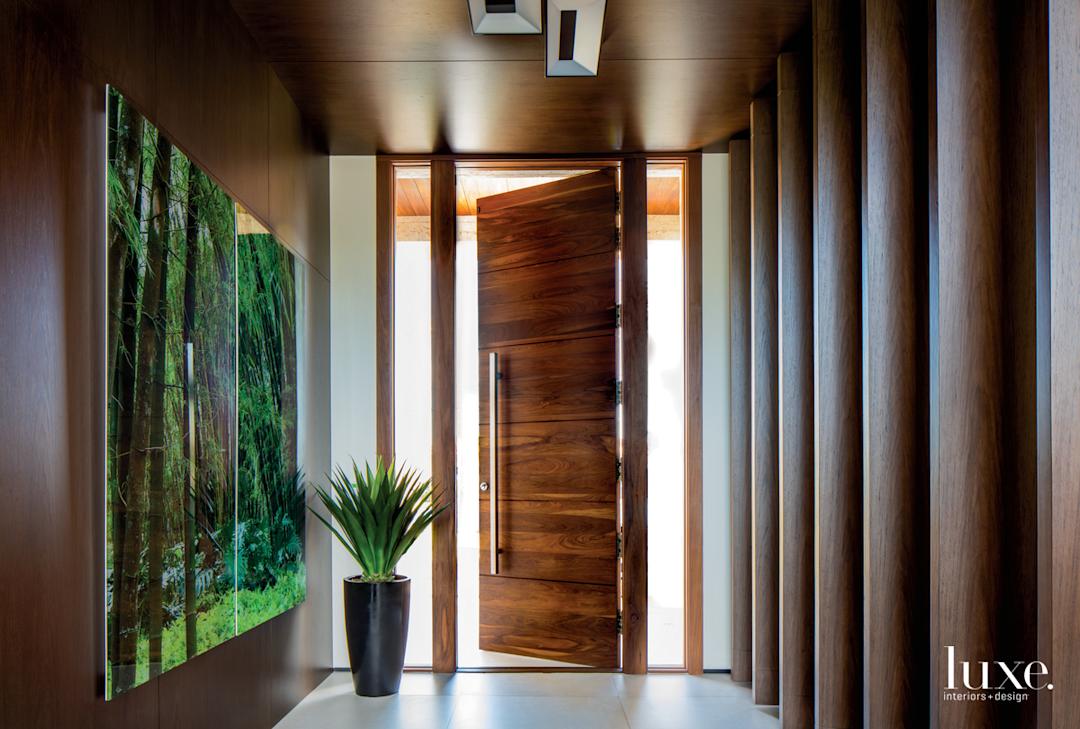 A Contemporary Residence Marries Contrasting Elements | Luxe Interiors ...
