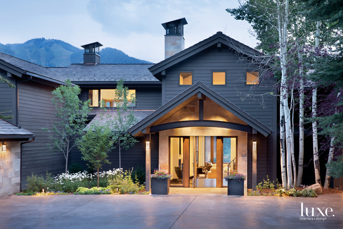 An Aspen Home Showcases Bold Taste, Mountain Views | Luxe Interiors ...