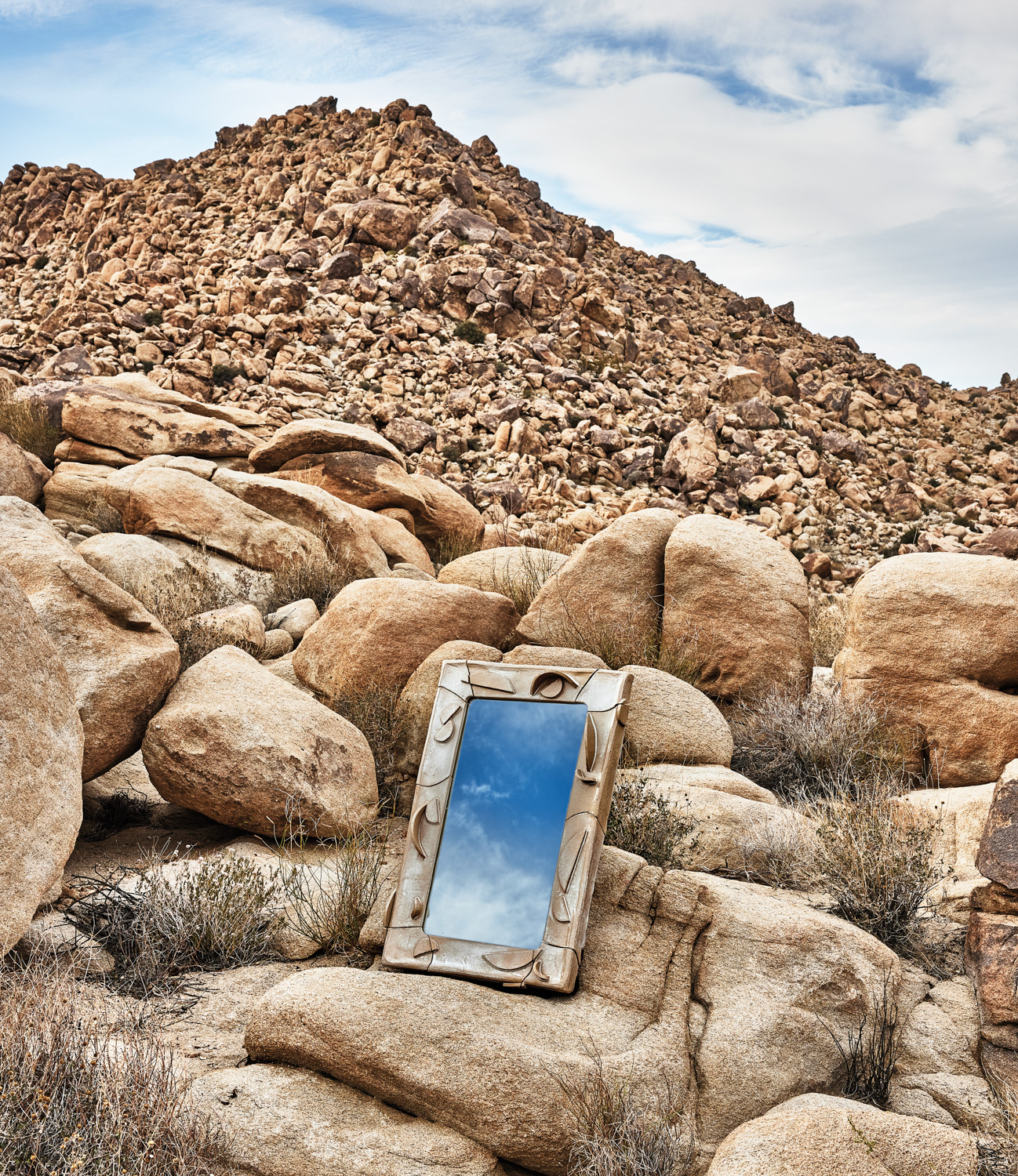 8 American-Made Furnishings Stun In The Desert Sun | Luxe Interiors ...