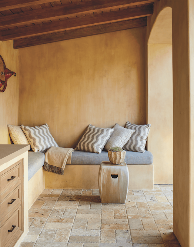 History Is Rewritten At This Hillside Montecito Villa | Luxe Interiors ...