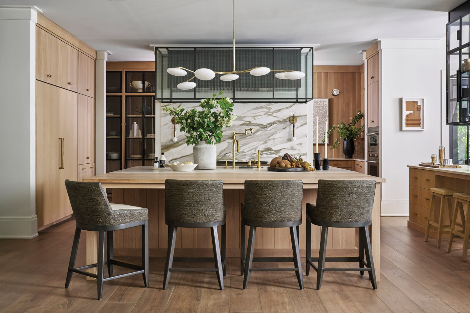 Rocky Landscapes Inspire The Look Of This Georgia Lake Retreat | Luxe ...