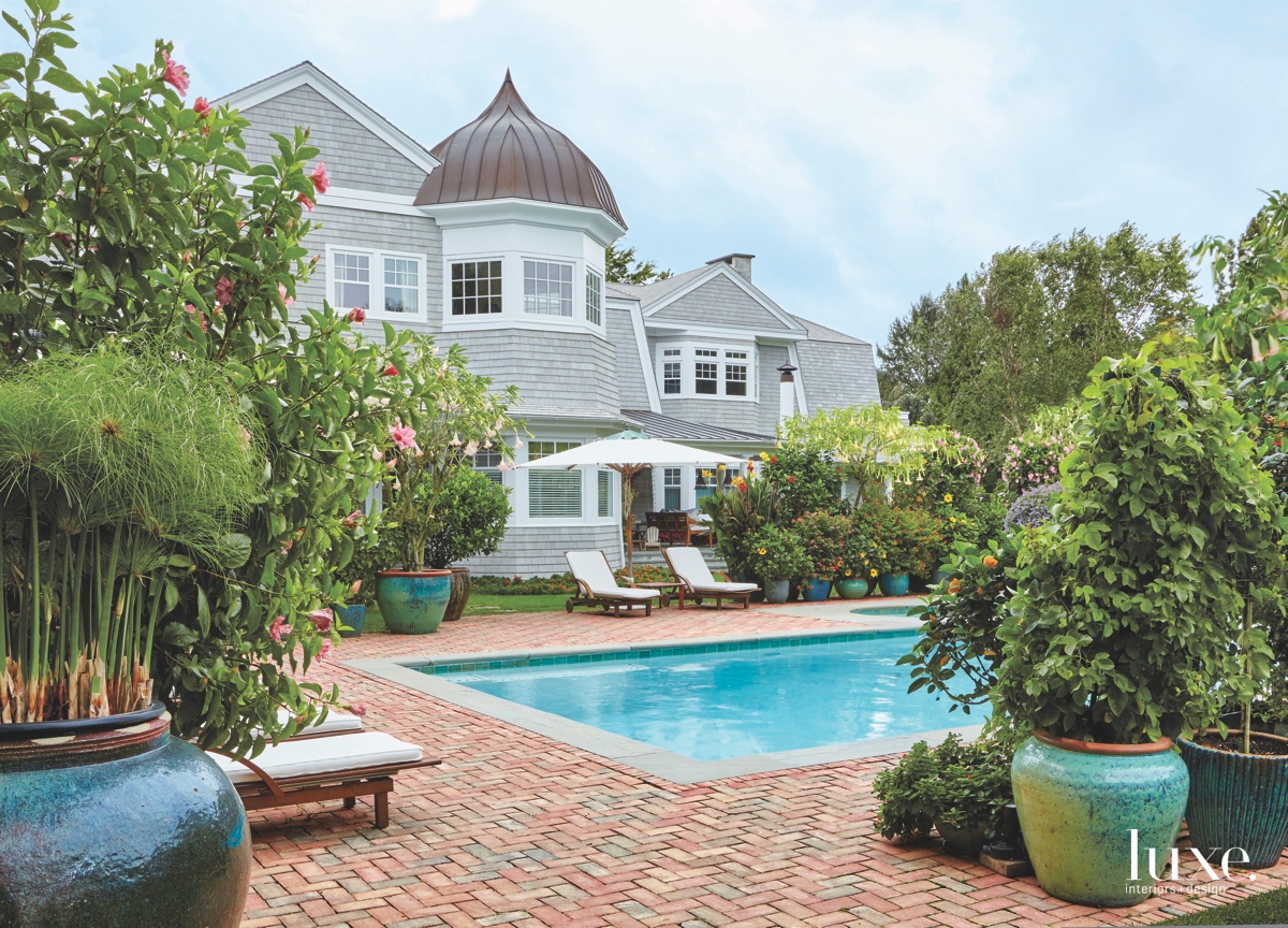 A Modern, Classic Hamptons Home Is A Work Of Art | Luxe Interiors + Design