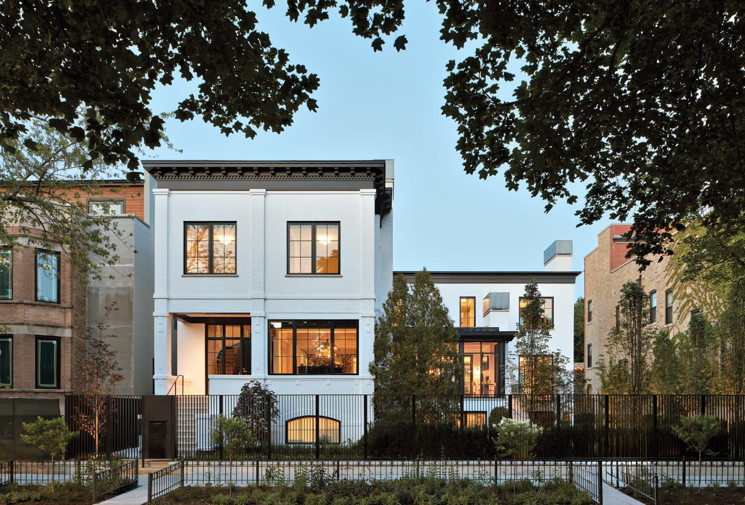 This Historic Chicago Home Receives A Fresh And Fun Update | Luxe ...