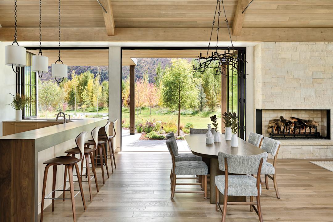 Escape To This Colorado Home Surrounded By Idyllic Mountains | Luxe ...