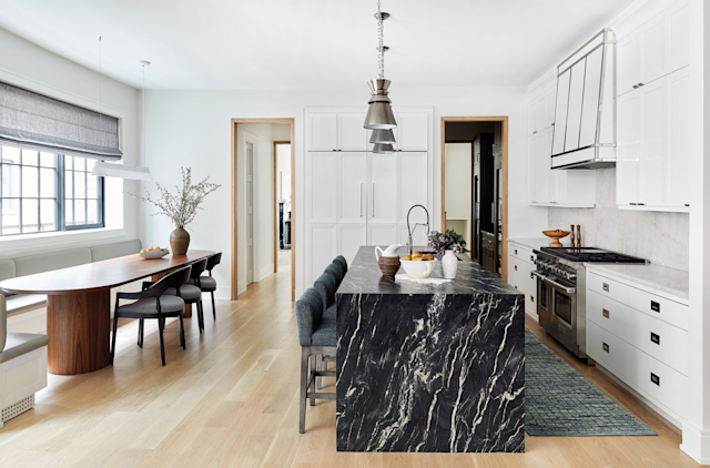 A Chicago Home Melds Classic Designs With Contemporary Riffs | Luxe ...