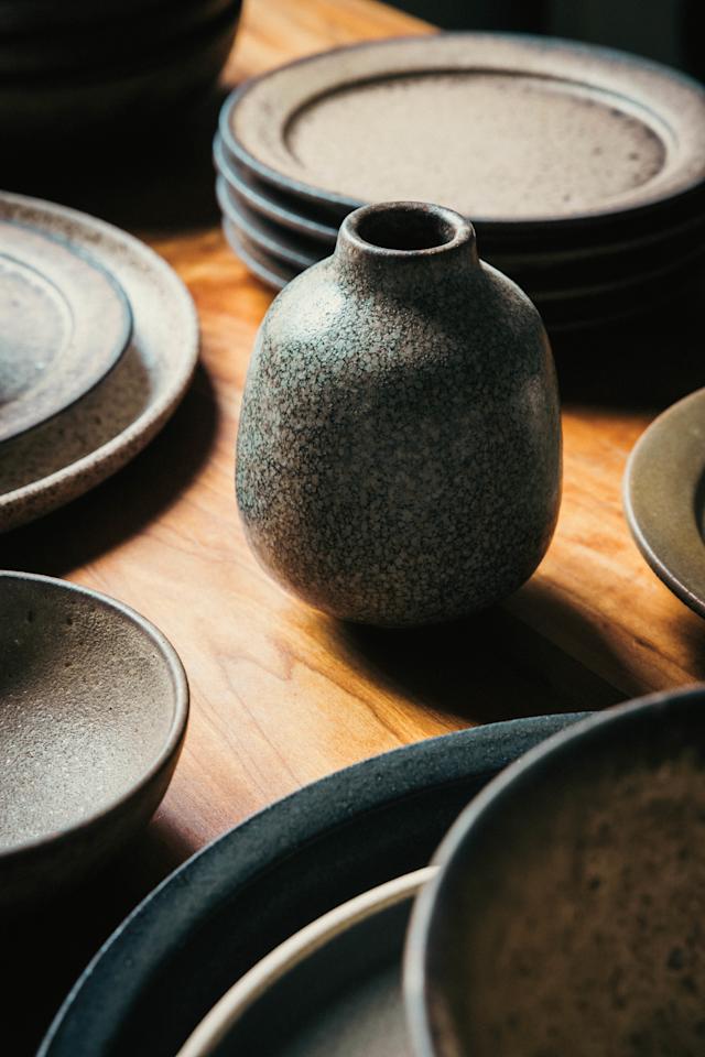 This Austin Ceramicist Is Breaking The Mold | Luxe Interiors + Design