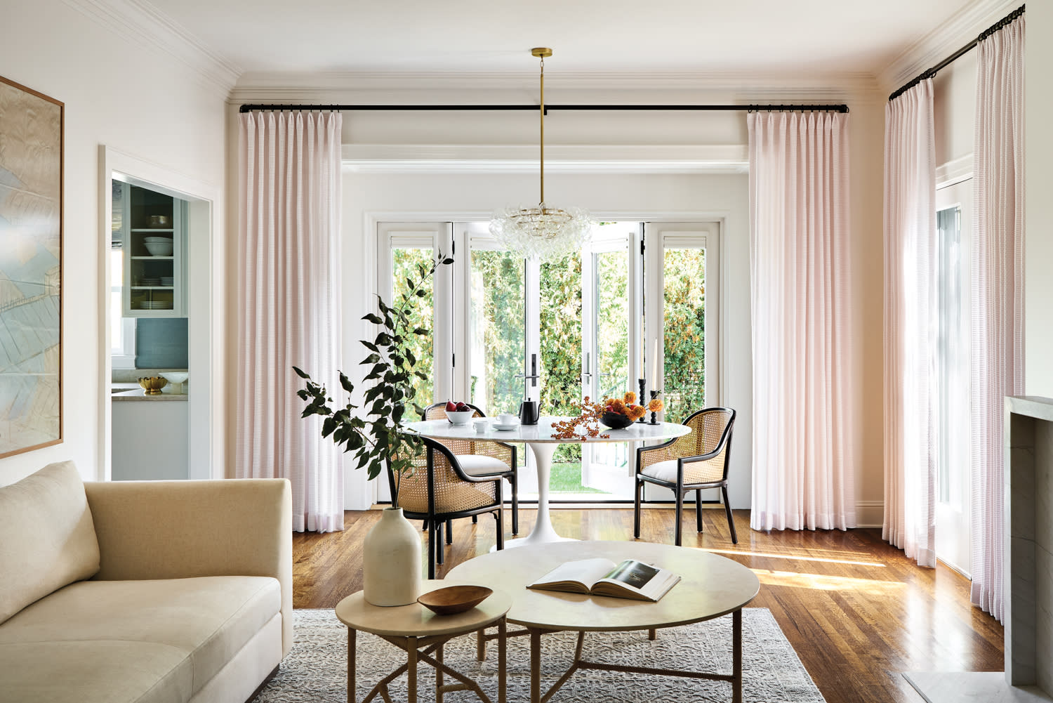 Step Inside A Chicago Victorian Full Of Relaxed Refinement | Luxe ...