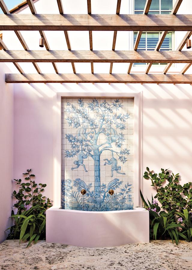 Details Abound In A Palm Beach Home With Old-World Style | Luxe ...