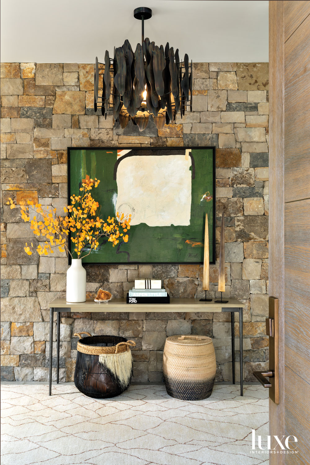 The Spirit Of Adventure Shines In This Splendid Mountain Retreat | Luxe ...
