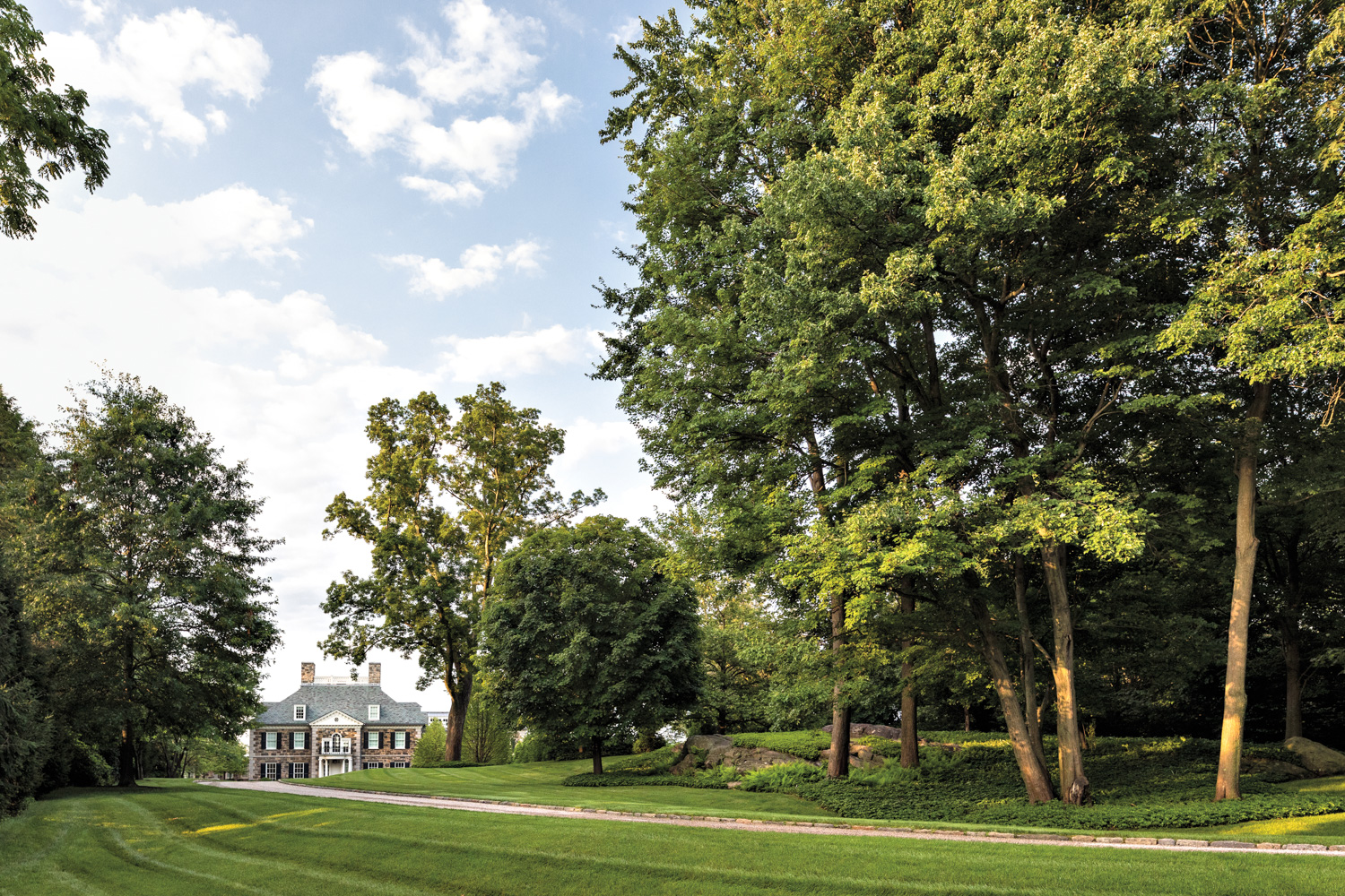 Hobbs, Inc. | LUXE Interiors + Design