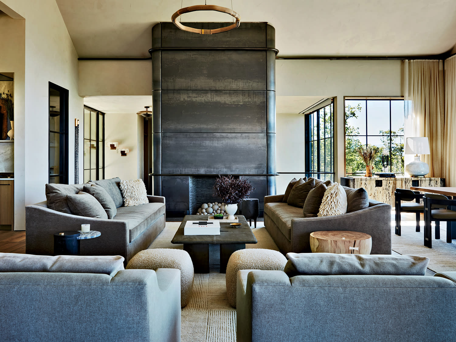 Designing A Warm + Cozy Hillside Hideaway In Tennessee | LUXE Interiors ...