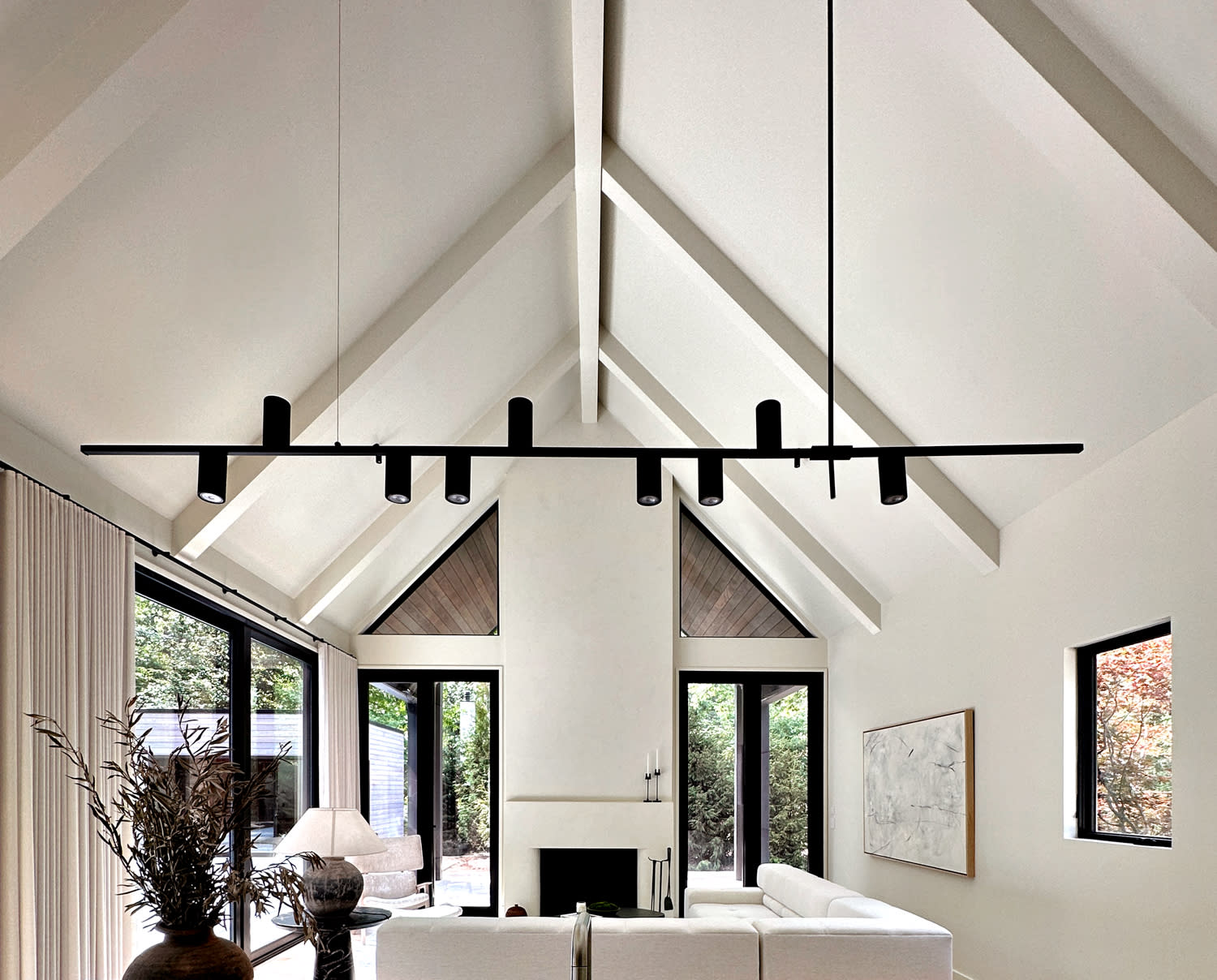 14 Homes With Beautifully Crafted Interior Architecture Designs | LUXE ...