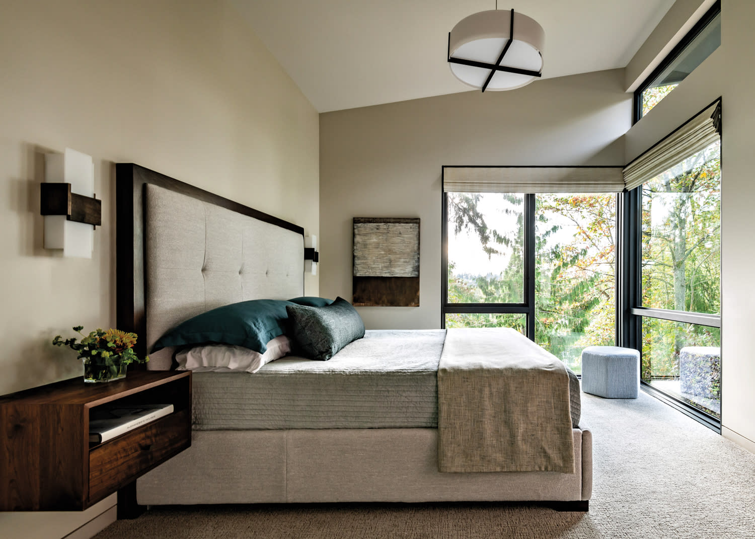 Inside A Mercer Island Home Harmonizing With The Surrounding Panorama ...