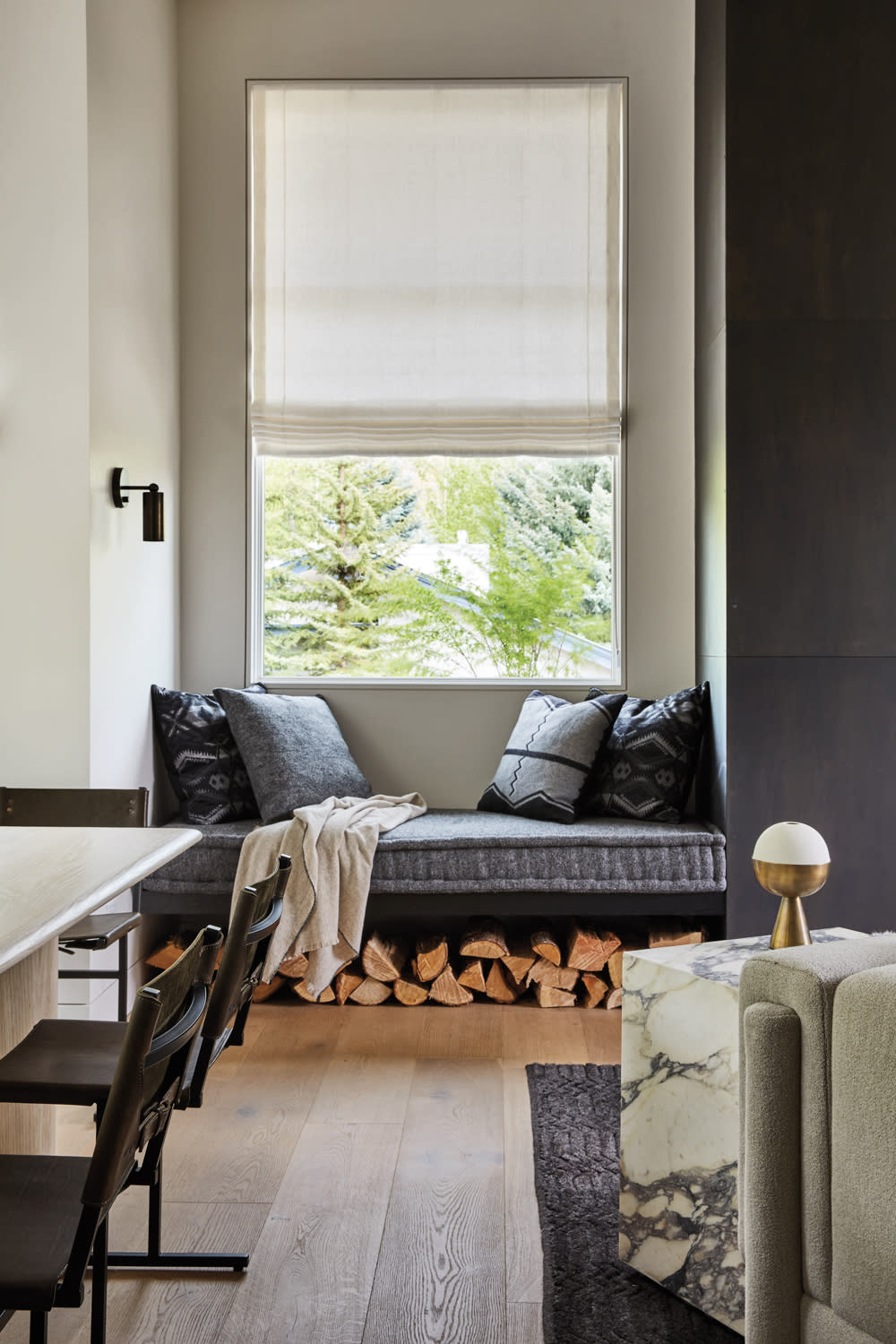 An Edgy Black Exterior Inspires The Design Of A Modern Mountain Home ...