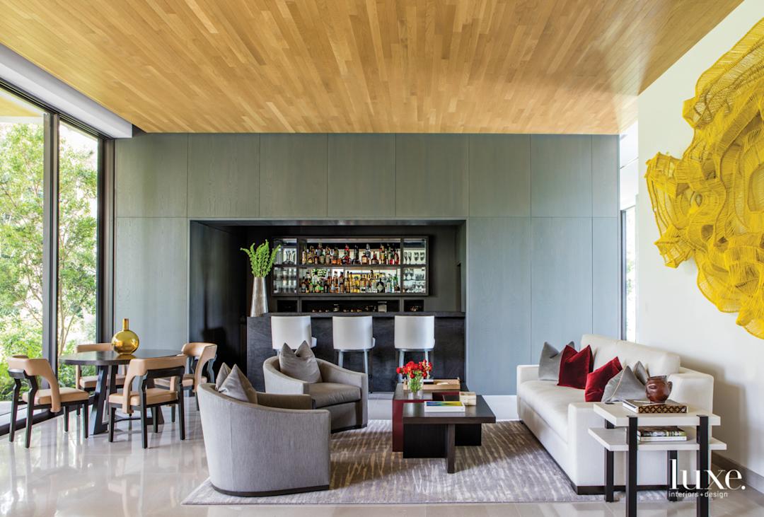Nestled Among Oak Trees, A Miami Home Is A Modern Haven | Luxe ...