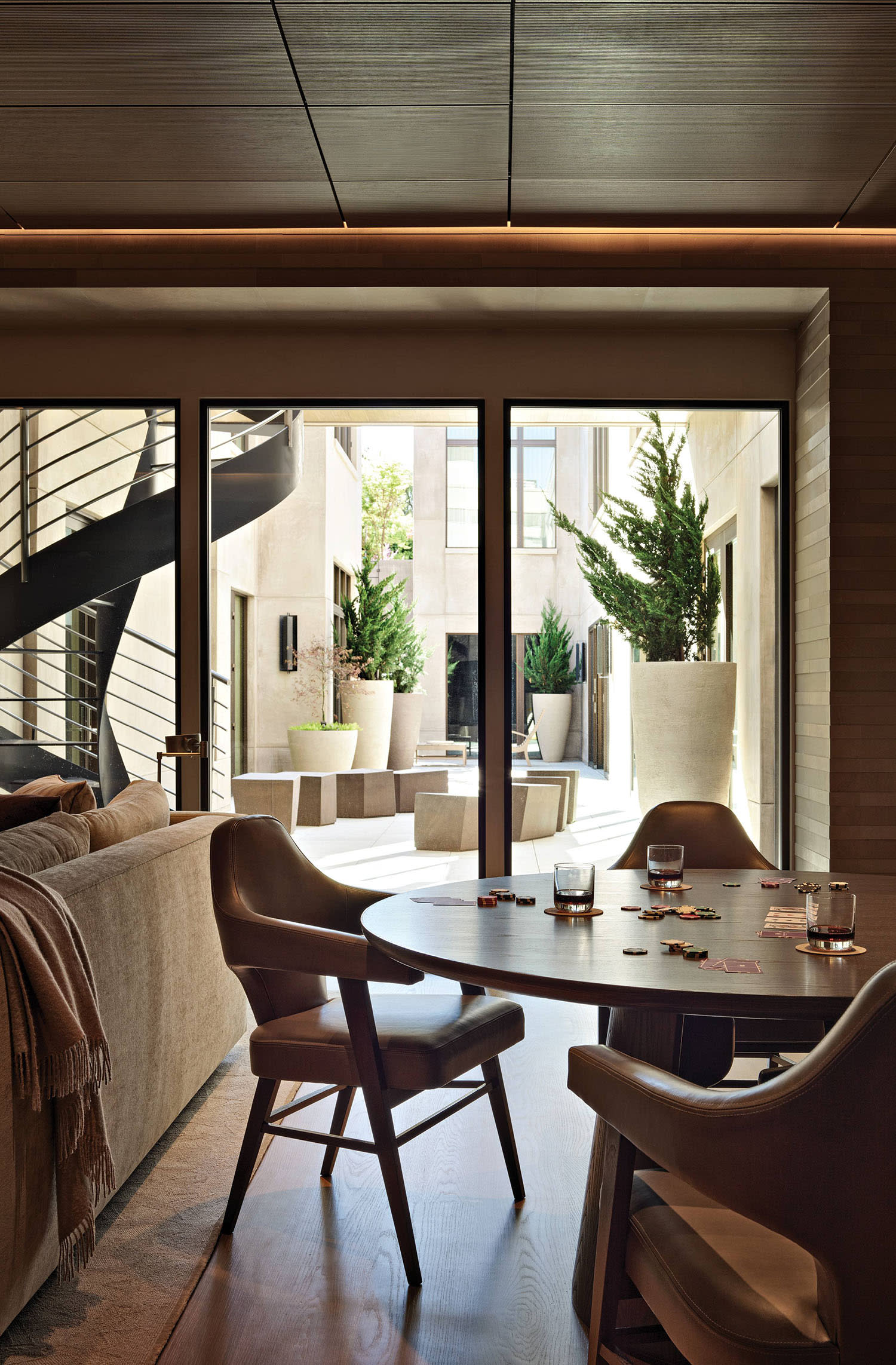 Design Without Limits Leads To An Artful Abode In Palo Alto | LUXE ...