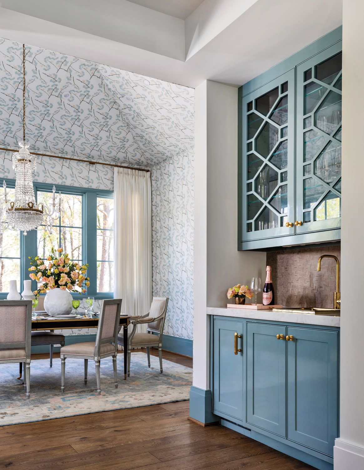 Tour The Houston Home Charming Everyone On The Block | Luxe Interiors ...