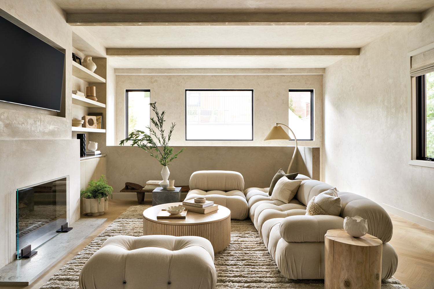 Discover This Minimalist Earthy Haven In The Heart Of Chicago | Luxe ...