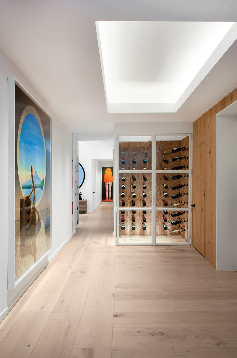 Modern Art And Vintage Furnishings Coexist In A Fun Miami Home | Luxe ...