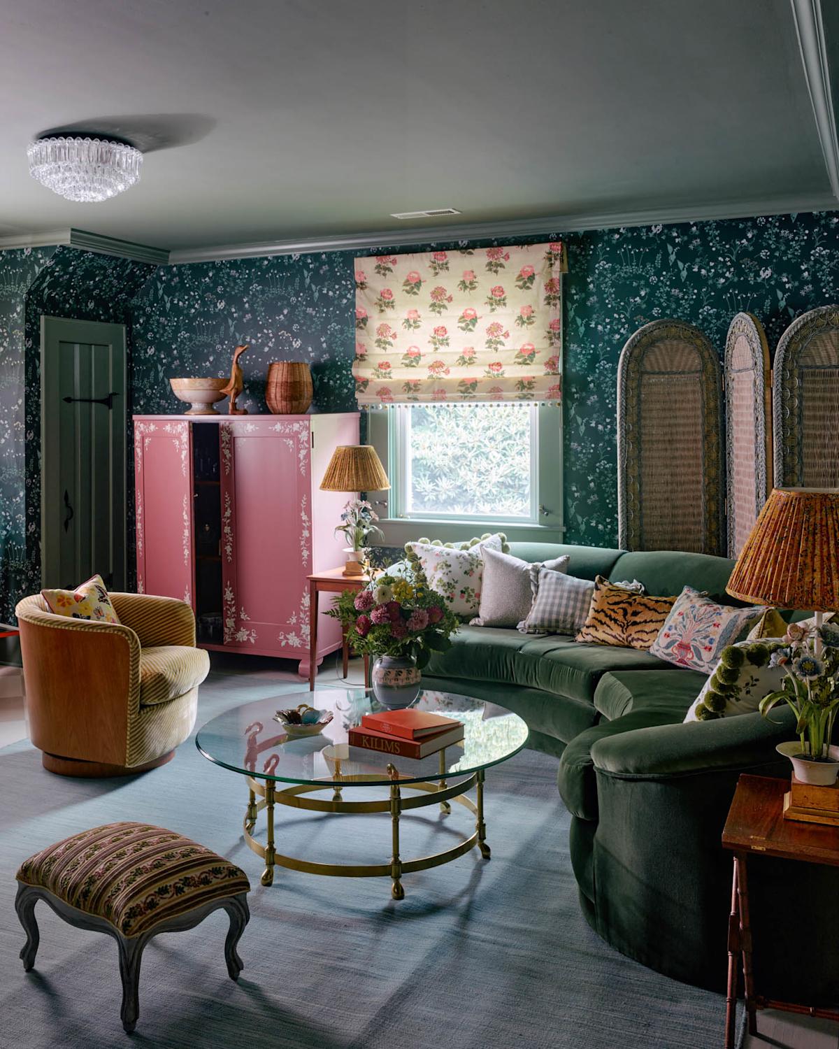 2025 Paint Color Trends: See The Year's Most Popular Palettes | Luxe ...