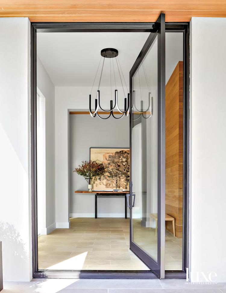 Inside A Dallas Home Where Dreamy Surprises Await At Every Turn | Luxe ...
