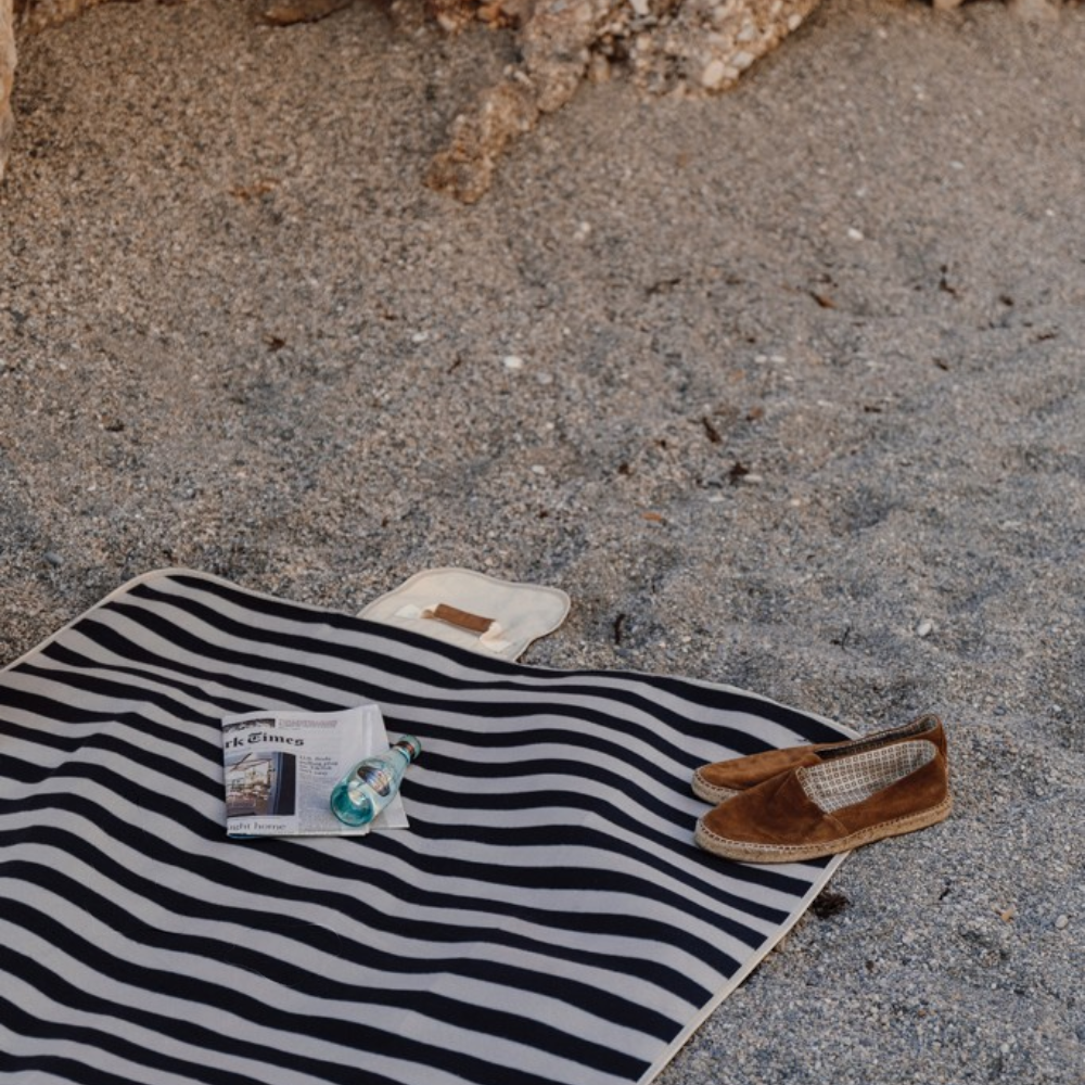 VINGA Alba GRS RPET Picnic Blanket | HelloPrint