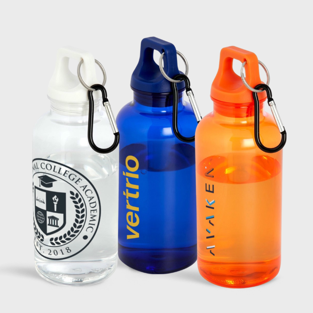 Gourde Oregon en plastique recyclé avec mousqueton 400 ml | HelloPrint
