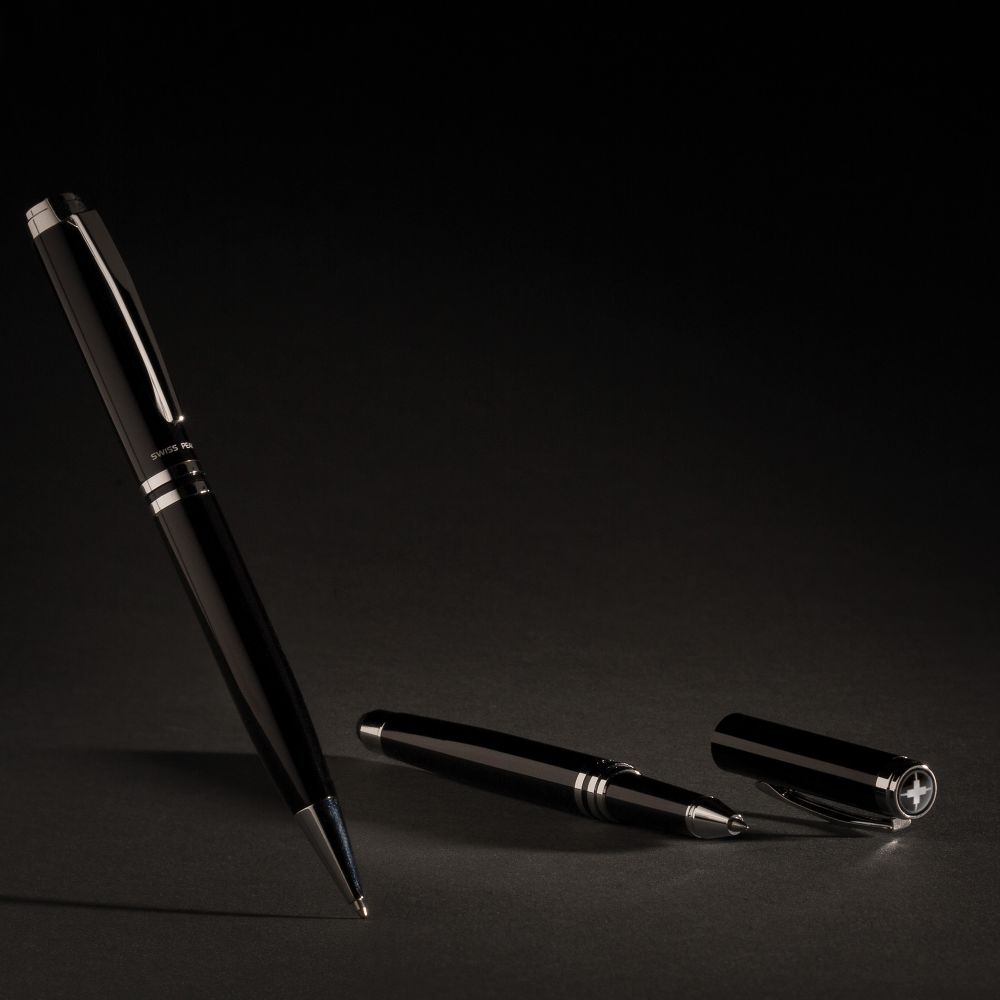 Swiss Peak pennset I HelloPrint