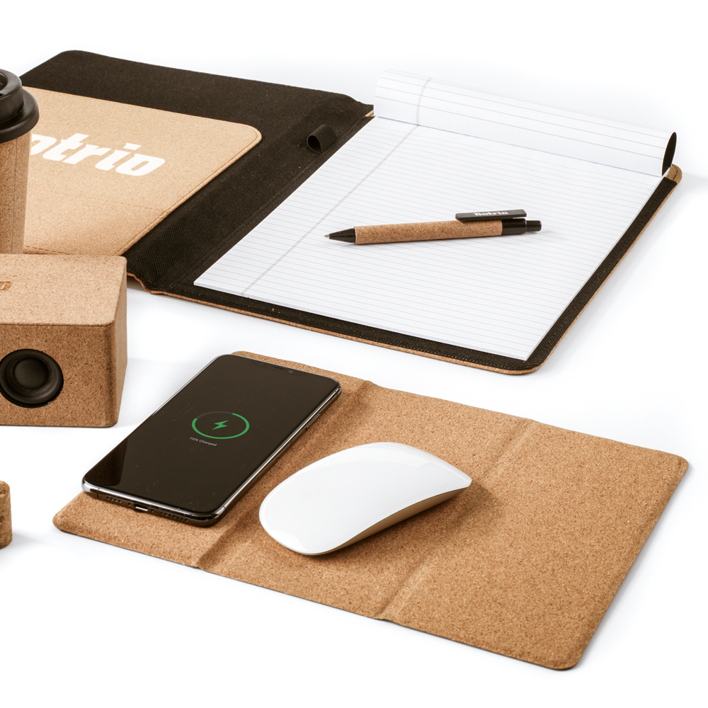 Tapis de souris avec chargeur sans fil en liège | HelloPrint