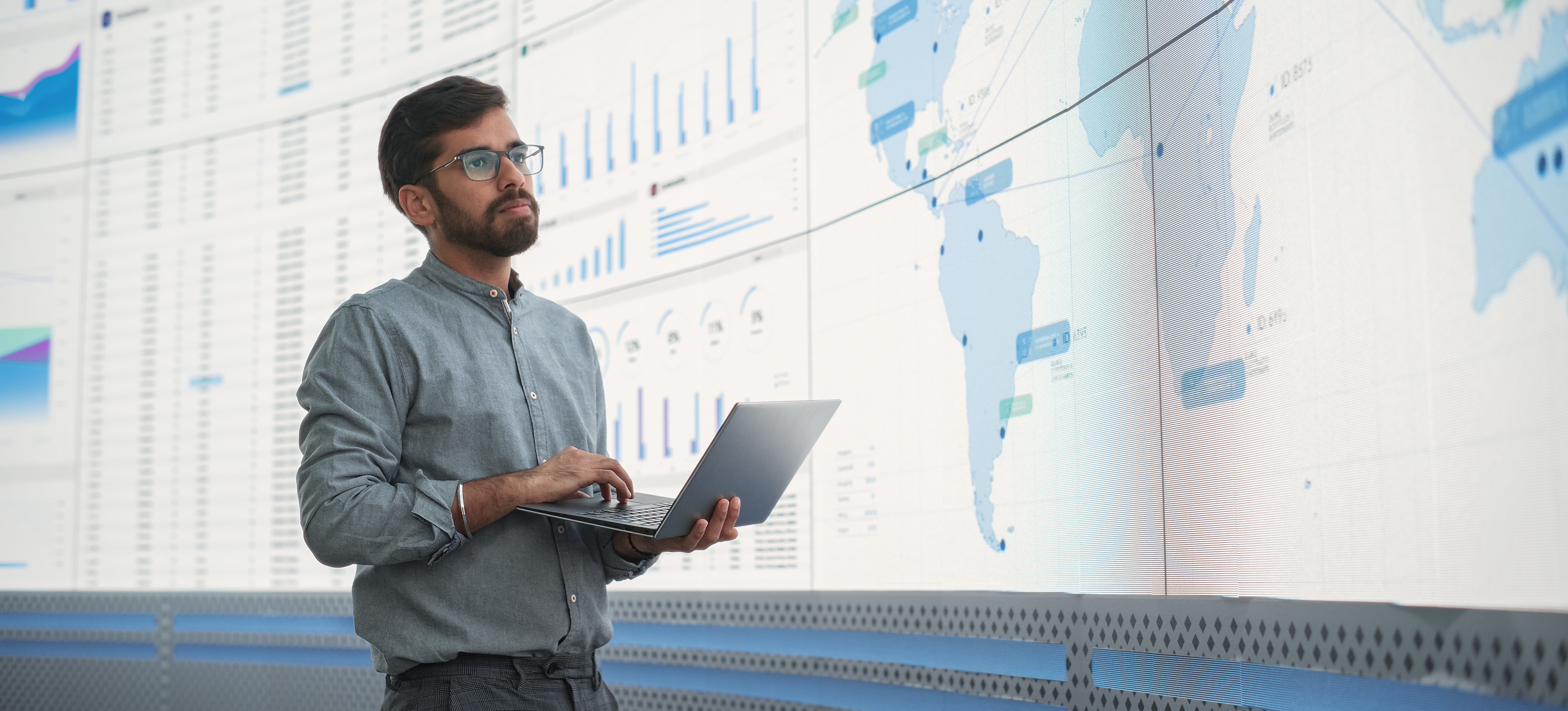 What Is an Analytics Engineer? | Coursera