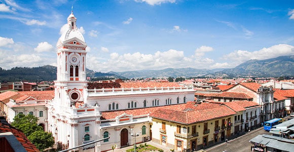 Cuenca, Ecuador: Retiring, Cost of Living & Lifestyle [Best Travel Guide]