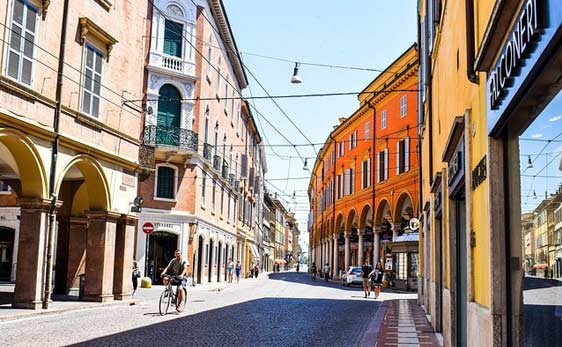 Guide to Modena: An Elegant and Affluent City in Northern Italy